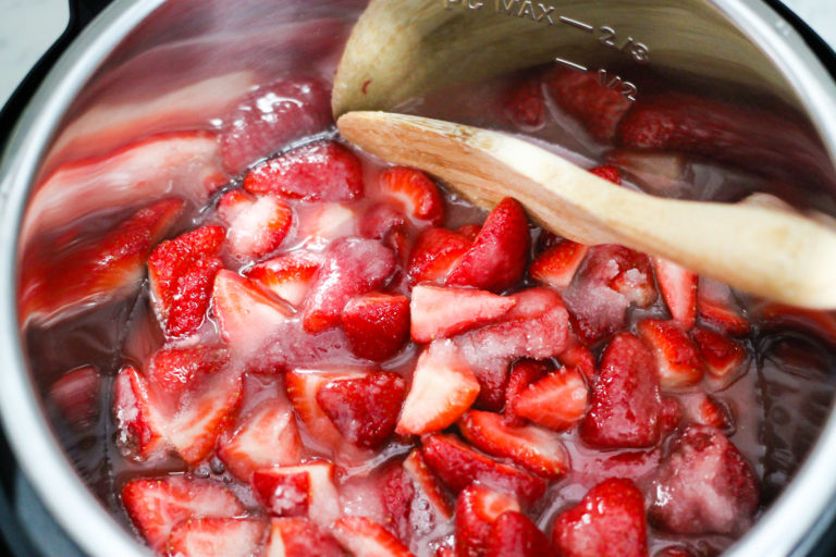 Instant Pot Strawberry Jam (no pectin) • Domestic Superhero