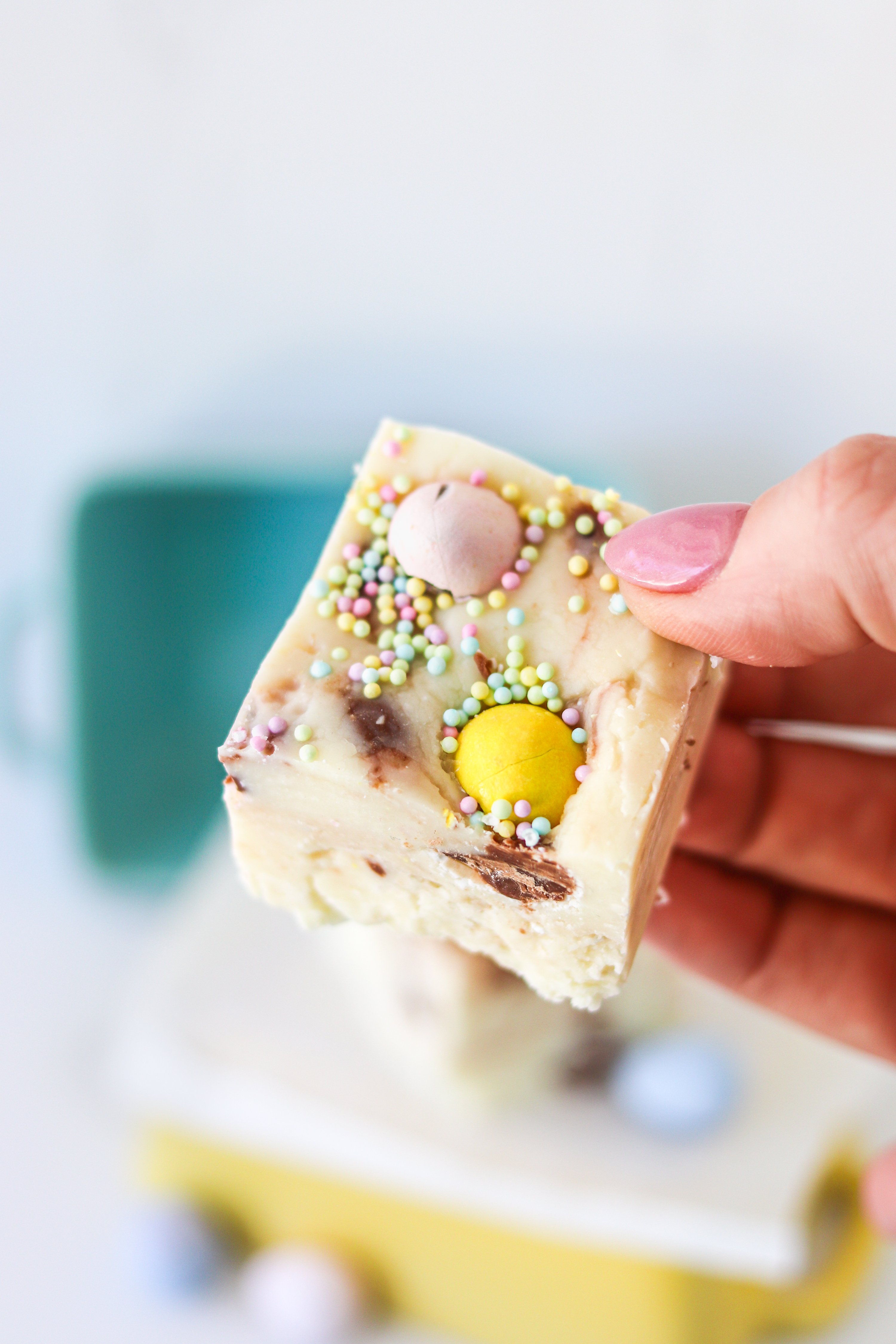 Mini Egg Easter Fudge • Domestic Superhero